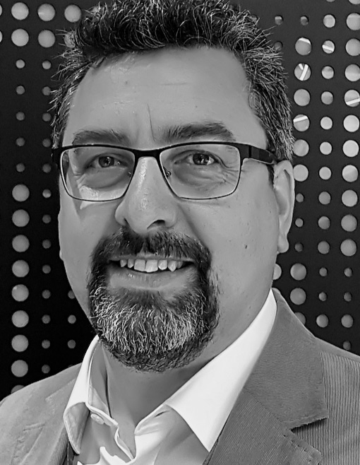 Com Laude appoint Martin Sutton and Christa Taylor - PCR